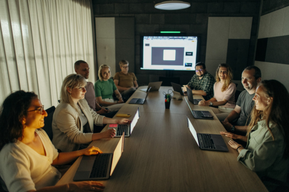 Engineering Manager vs Senior Engineering Manager | Productboard